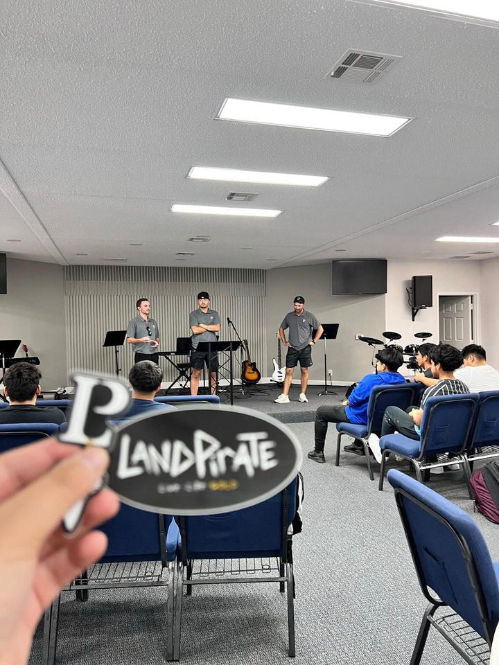 Land Pirate Empowers the Next Generation of Entrepreneurs with Volunte